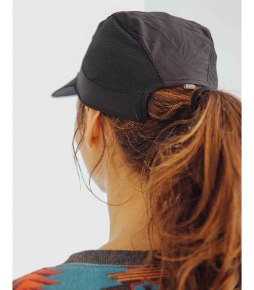 Buff PackRun Cap R-Solid Black - Naka Outdoors - Tienda de escalada